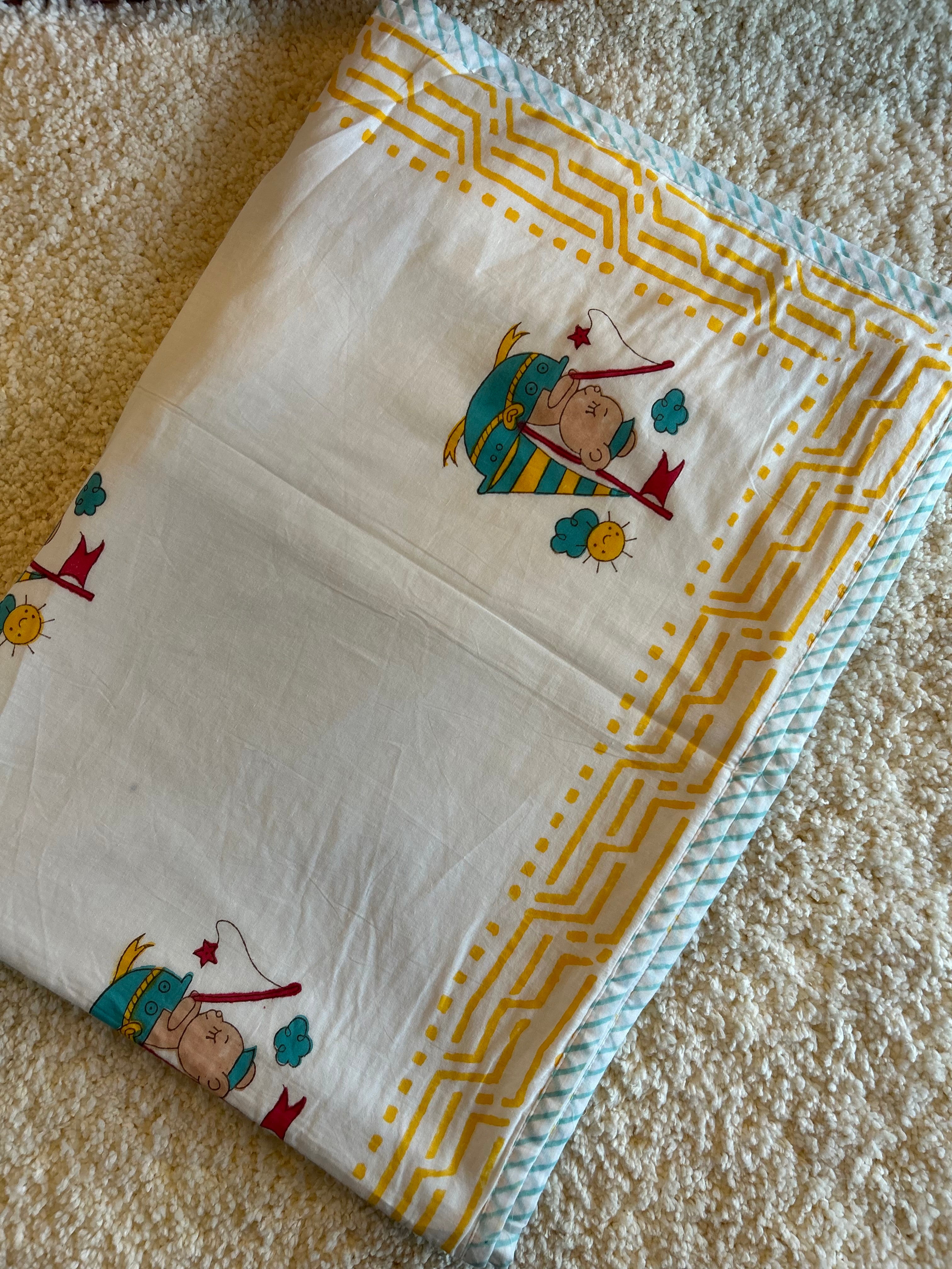 Klingaru Reversible Toddler Dohar - Pigs / Flower