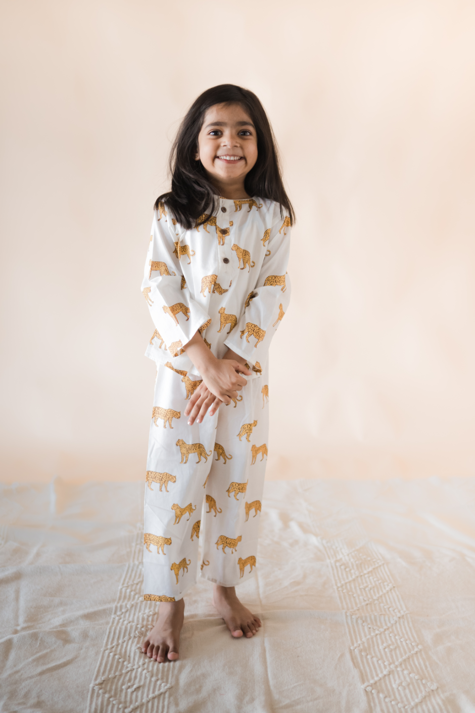 Klingaru Night Suit - White Cheetah